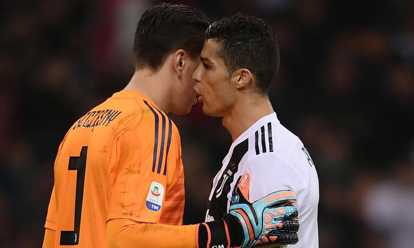 Cristiano Ronaldo parla con Szczesny prima del rigore di Immobile: ecco ... Cristiano Ronaldo parla con Szczesny prima del rigore di Immobile: ecco ...